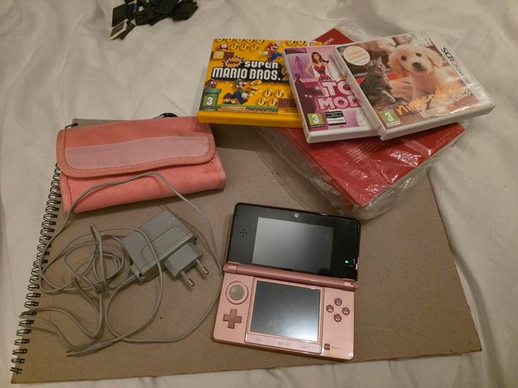 ② Nintendo 3DS + Spellen + Oplader — Spelcomputers | Nintendo 2DS en ...