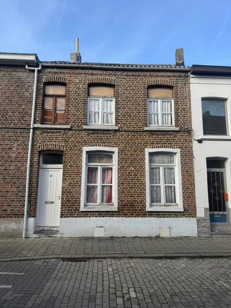 ② Te renoveren - Te koop huis Centrum Tienen - Top Locatie — Huizen en ...